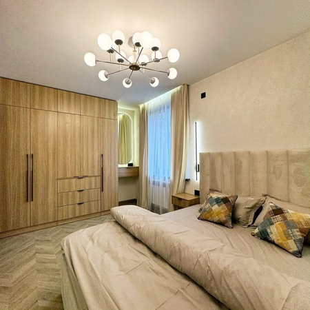 м.Космонавтов 2в3/3/5