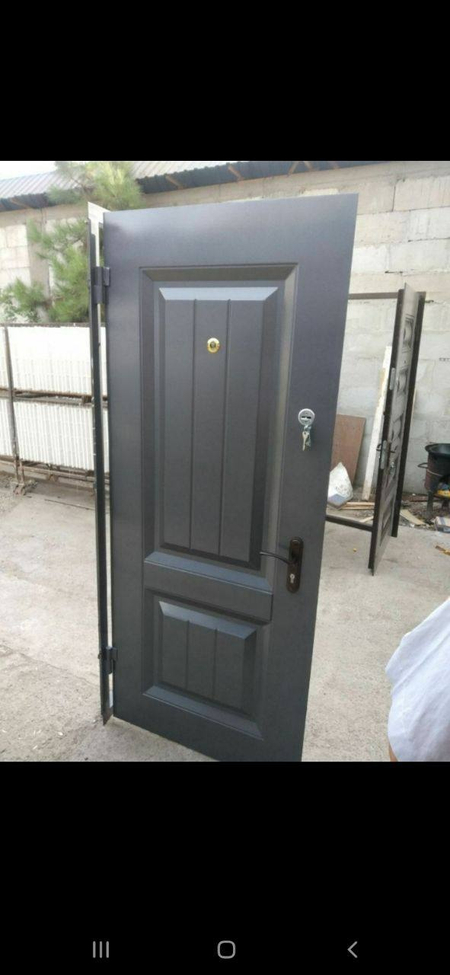 Железный дверь 205×90см  Темр ешиклар