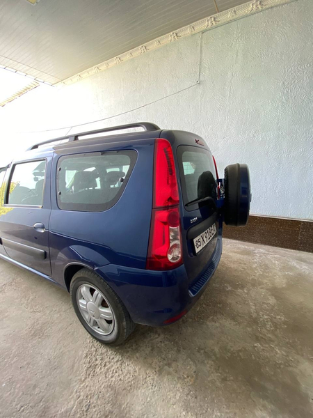 Lada Largus 2014yil