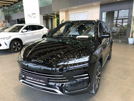 BYD чемпион гибриб и электра