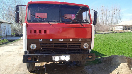 Kamaz fura sotiladi