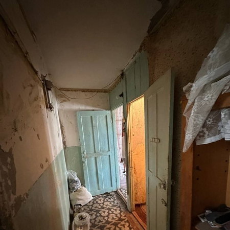 Tezda 2xonalik kvartira 3-qavatda, gorgaz ostanovka
