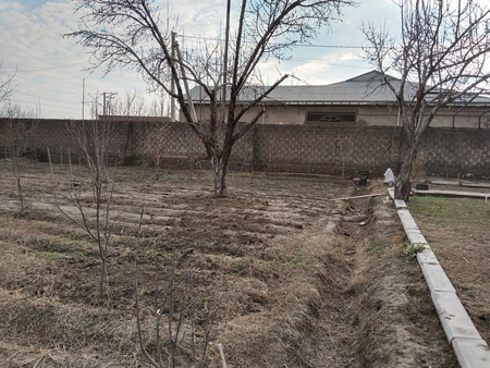 Срочно продается дом 5 ком в 1 Азотчике с обстановкой