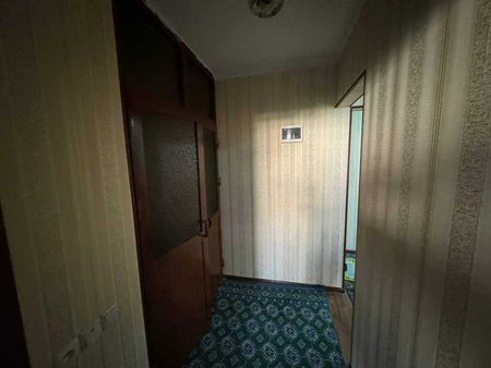 Продаётся в хорошем и тихом районе 2х комнатная  квартира