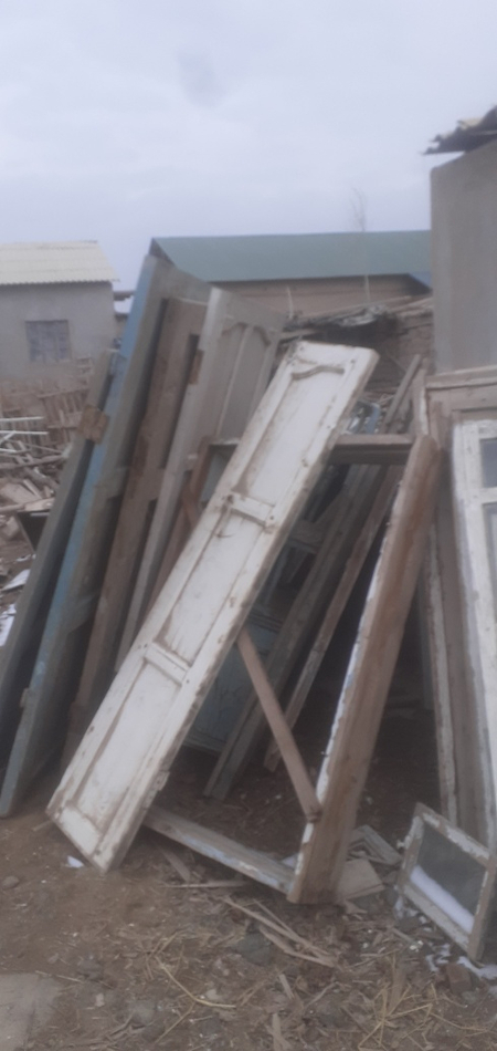 Айна каплар бар жайдан шккан