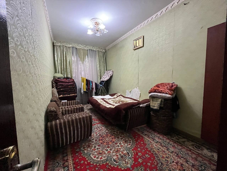 Продаётся двухкомнатная 2 этаж,  Юнусабад 13, Мегпланет