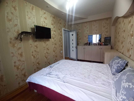 Продаётся квартиры 4/1/4 на Юнусабадском районе 4й- кв (J2258)