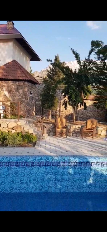 Продаётся дача в горах
