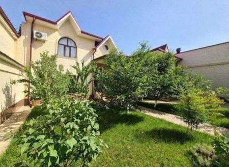 Продаётся 3,7 Сотка Дом в Центр Луначарского