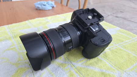 Srochna Canon 5d mark4 sotiladi. Holati alo ishlab turgan apparat.