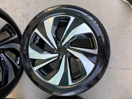 Диски с резиной Pirelli 265/45 R20 от Volkswagen id6
