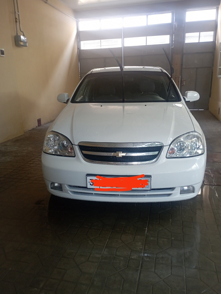 Lacetti Sotiladi 1.8