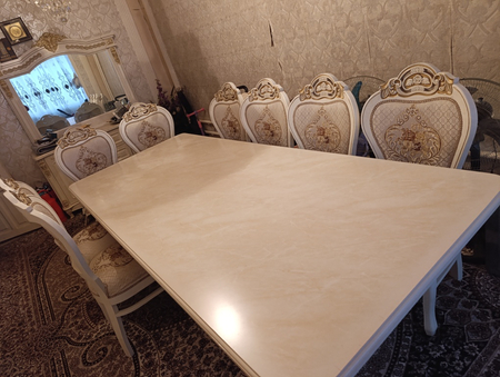Продаю стол стулья