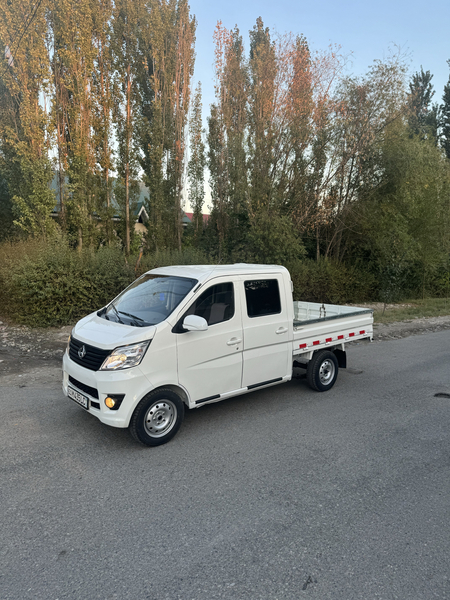 Changan dubl kabina
