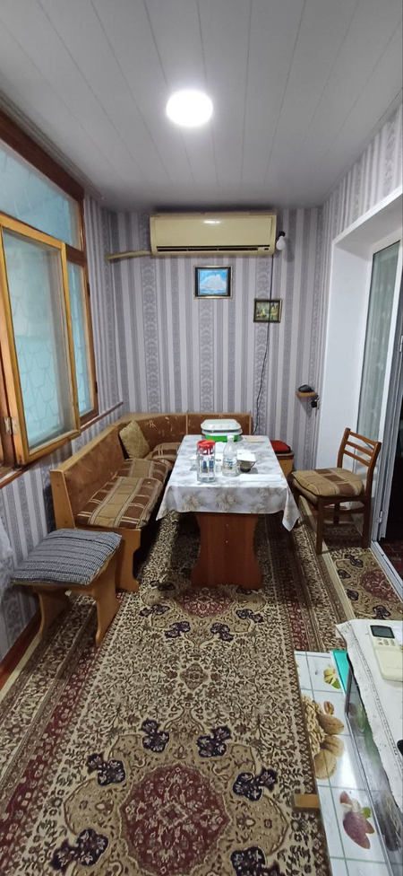 Продаётся 3 ёх комнатная на Юнус Абаде