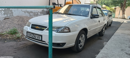 Nexia 2 ideal sotiladi