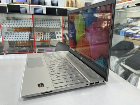 Hp pavilion metal korpuslik ryzen 5 dasrurlash va grafika uchun