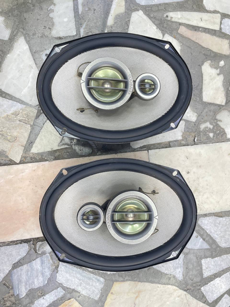Kenwood 320 watt kalonka. ideal holatda. Aybi yo’q
