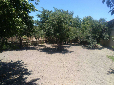 8,5 sotiqli hovli sotiladi