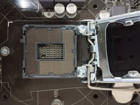 Продам материнскую плату Asrock H87