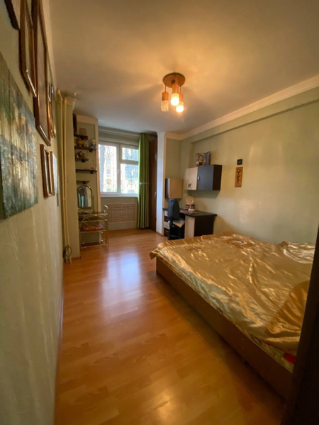 Продается квартира 2/2/9 Галерейка ул Бобура