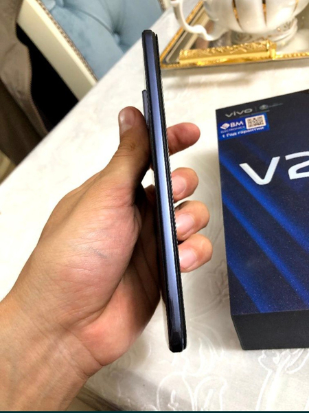 Vivo v21 zasrochni