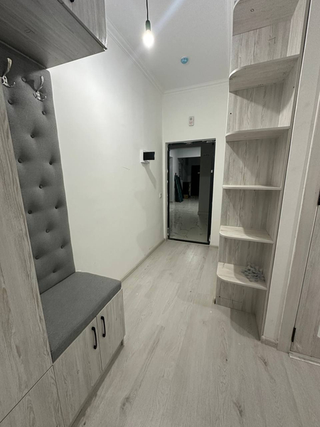 Срочно продаётся олмос навостройка. 70 м2
