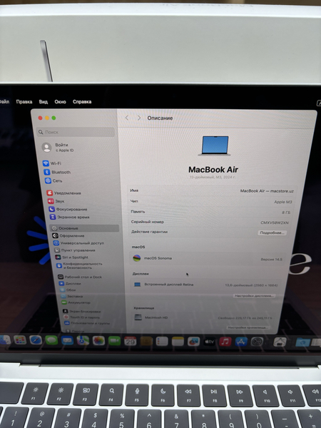 Macbook air 2024 M3 8/256Gb
