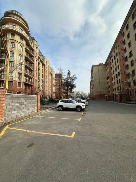 Жк Parisen Сдается 2х Комнатная  Француский квартал  Новостройке