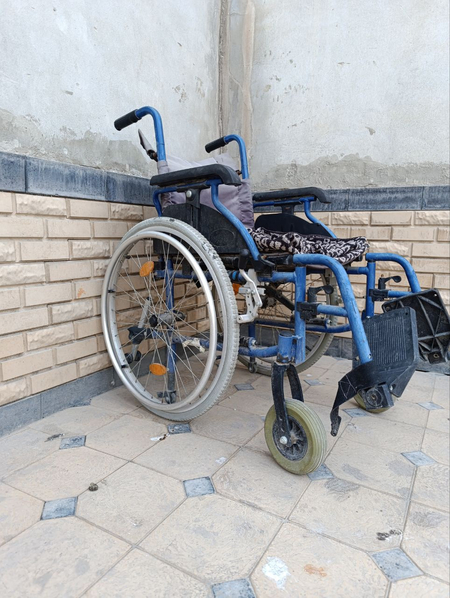 Nogironlar uchun kolyaska