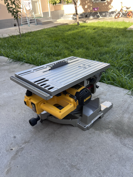 DeWalt arra sotiladi