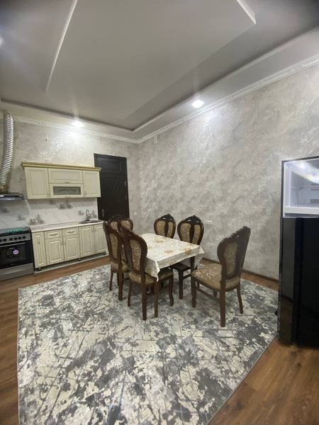 Участок, 2 этажа, 12 комнат, Шокир Арик, 4 Станция метро