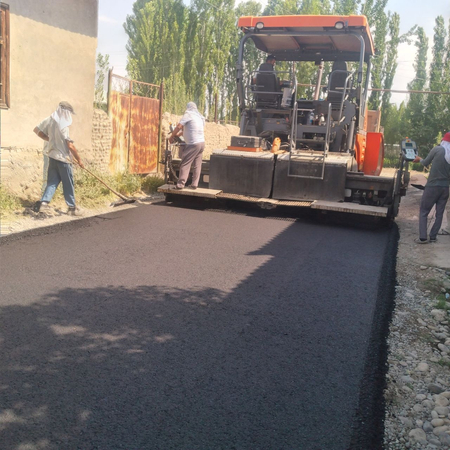 Asfalt bardiyor va latok atdxod ishlarni amalga oshiramiz