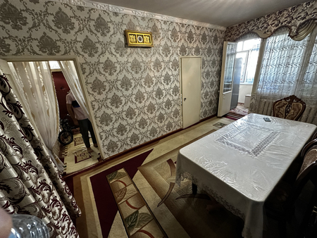 Ттз-2 Продается квартира 2/4/4 балкон 1.5х6 ор-р: Ширин бозор