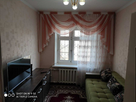 (К125828) Shayxontoxur tumanida 4-xonali kvartira sotiladi