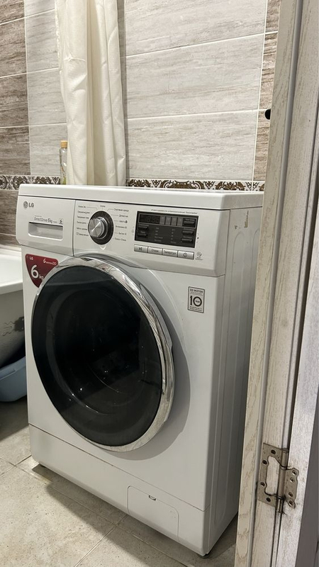 Продам стиральную машину Lg 6 кг