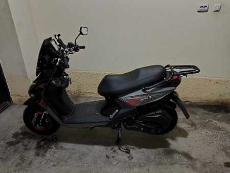 Продаю скутер Bonvi