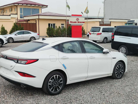 JaC J7 china Motorsda tayyor