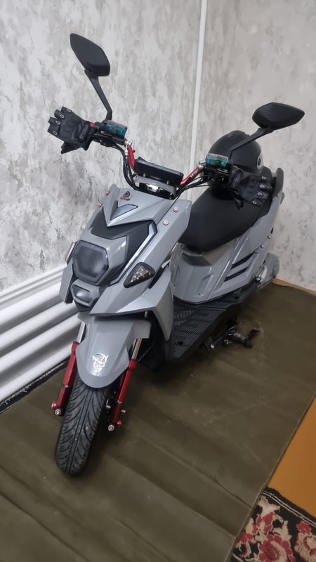 Electro Skuter 1 oy xaydalgan yurgani 900km 60km yuradi 60 65 tezligi