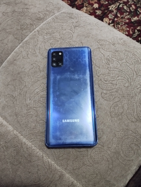 Telifon sotladi Samsung a31