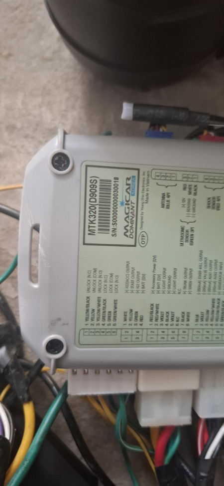 Продам Magicar 909s Dominant оригинал.сняли так как продали авто