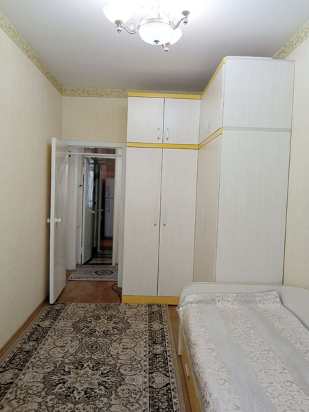 Продам 3 комнатную, метро Чиланзар,Ц квартал,дока хлеб