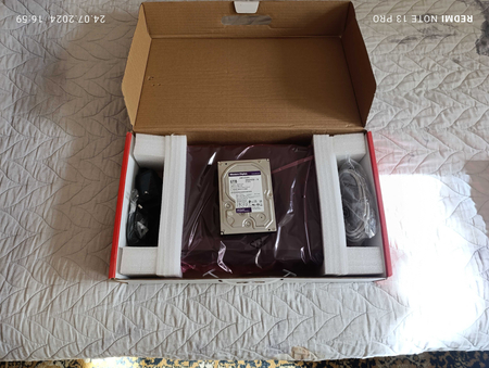 Продается NVR ,POE Switch,HDD HIKVISION, все новое.