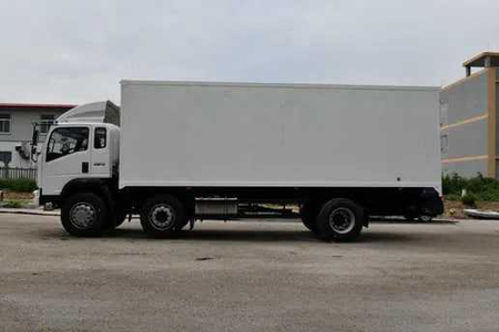 Автофургон SINOTRUK HOWO H3 6x2