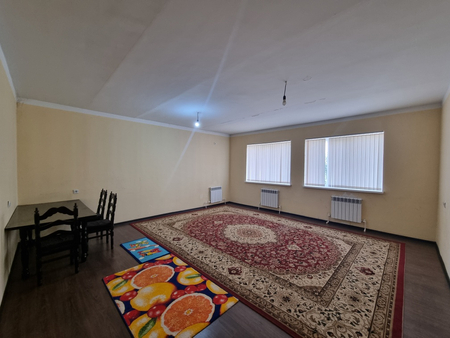 Продаётся 2х квартира 65кв Кора сув