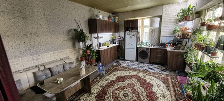 Nazarbek tekstilda uy sotiladi srochno