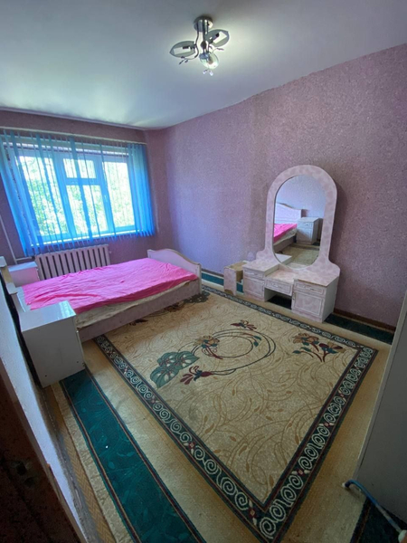 Эко шахарда 3 хонали 88² км иборат квартира сотилади