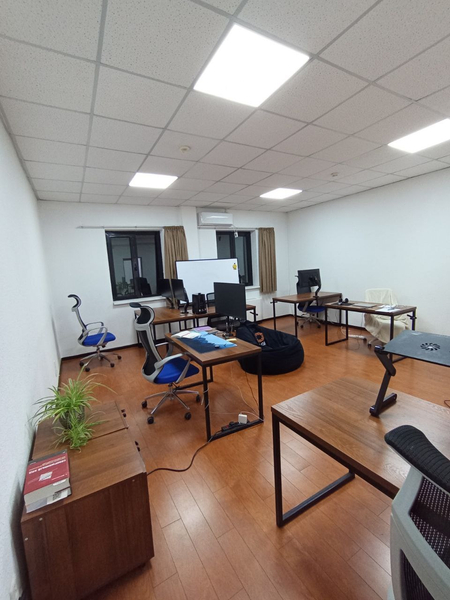 Спешите! Большой офис 285м² с мебелью для вашего бизнеса.