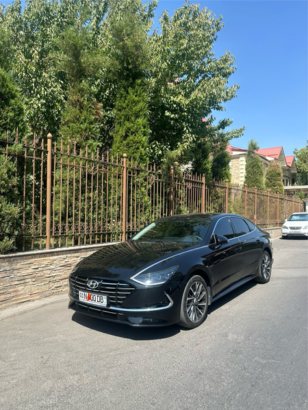 Hyundai sonata 2022 5 pozitsiya