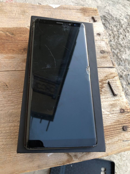 Samsung Galaxy Note 8 Euro variant Dous